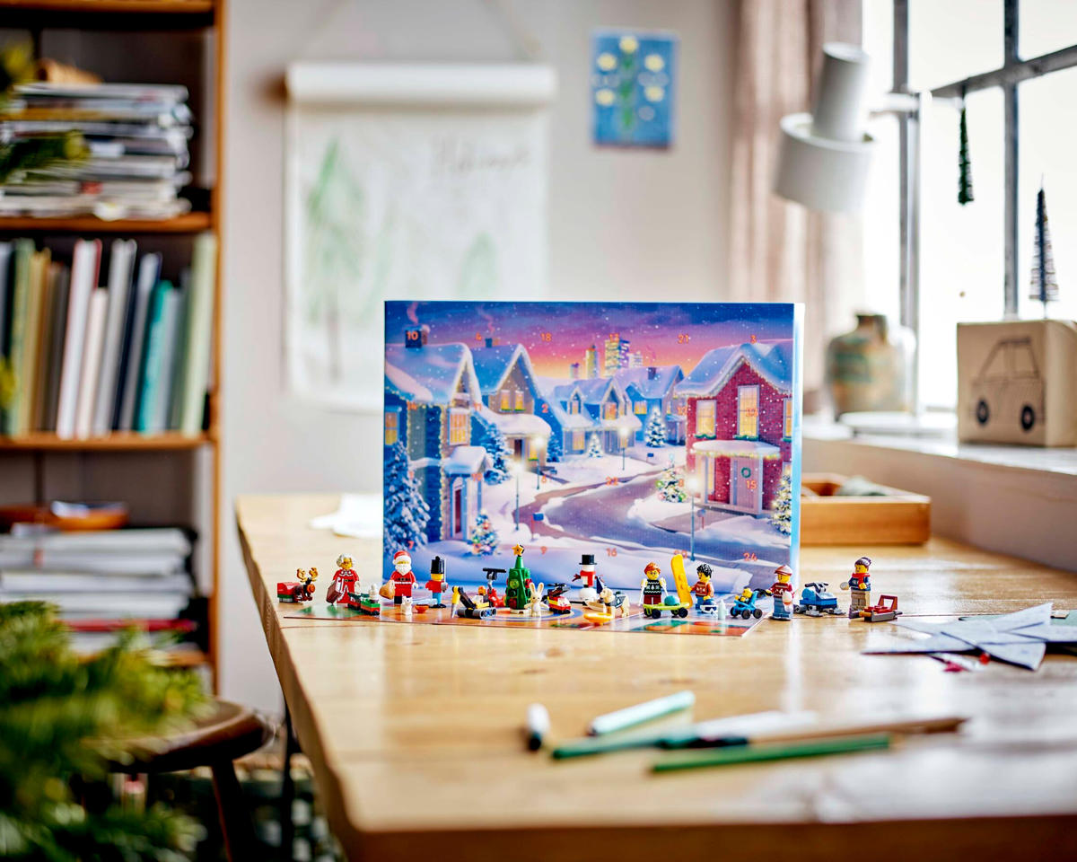 LEGO City Advent Calendar 2024 Set [LEG60436] - HobbyTown