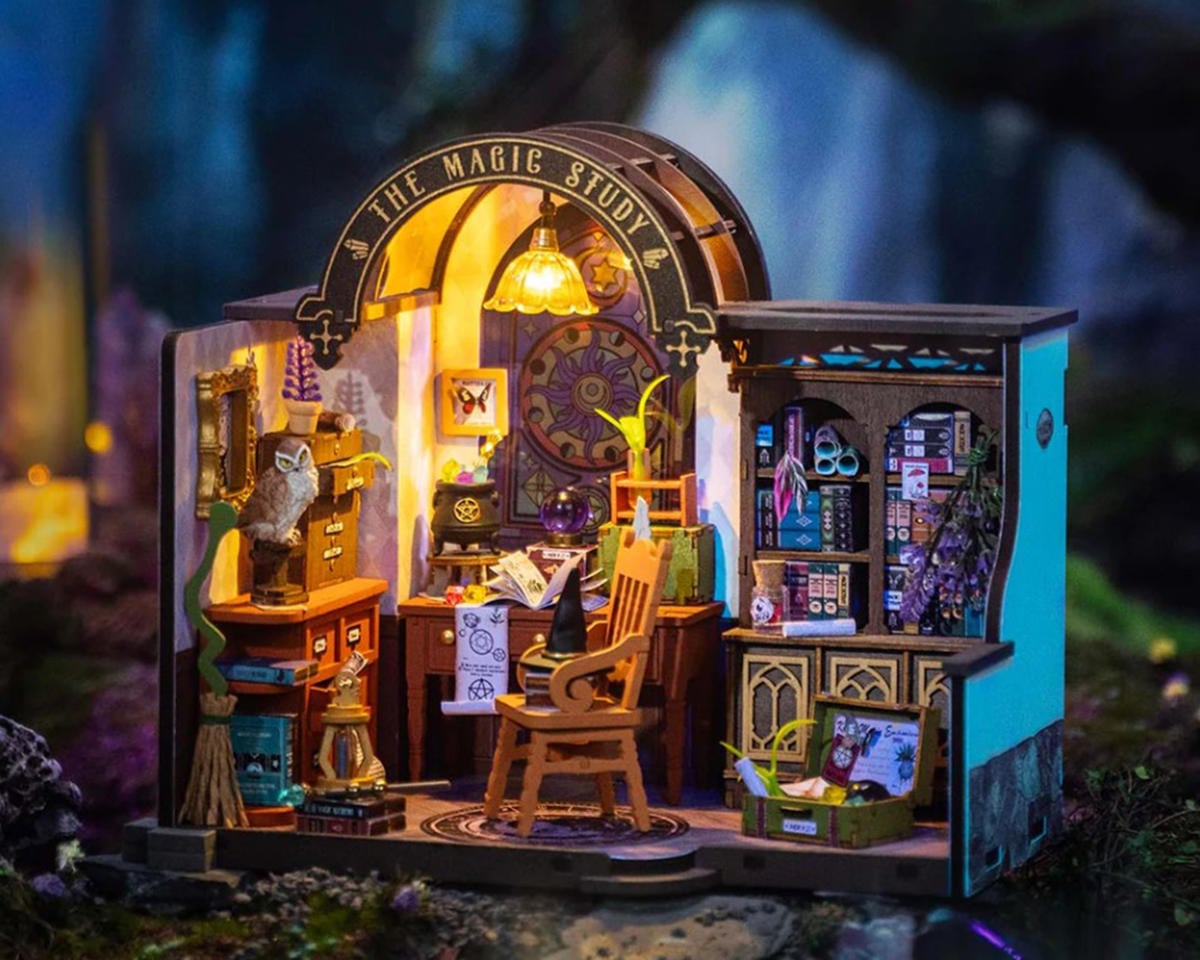 Robotime Rolife The Magic Study Miniature House 3D Wooden Model Kit ...