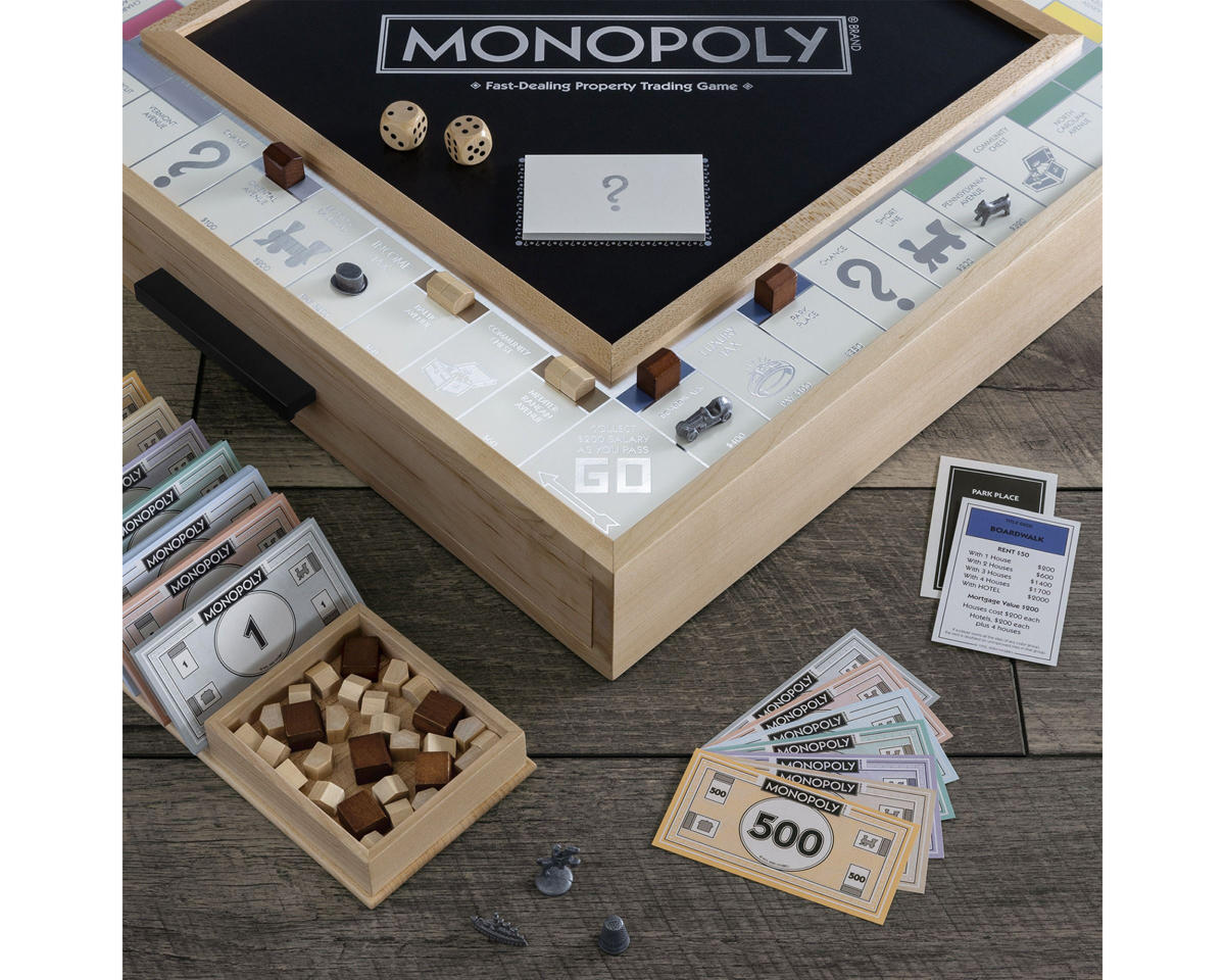 WS Games Company Monopoly Maple Luxe Edition [WSC40006] - HobbyTown